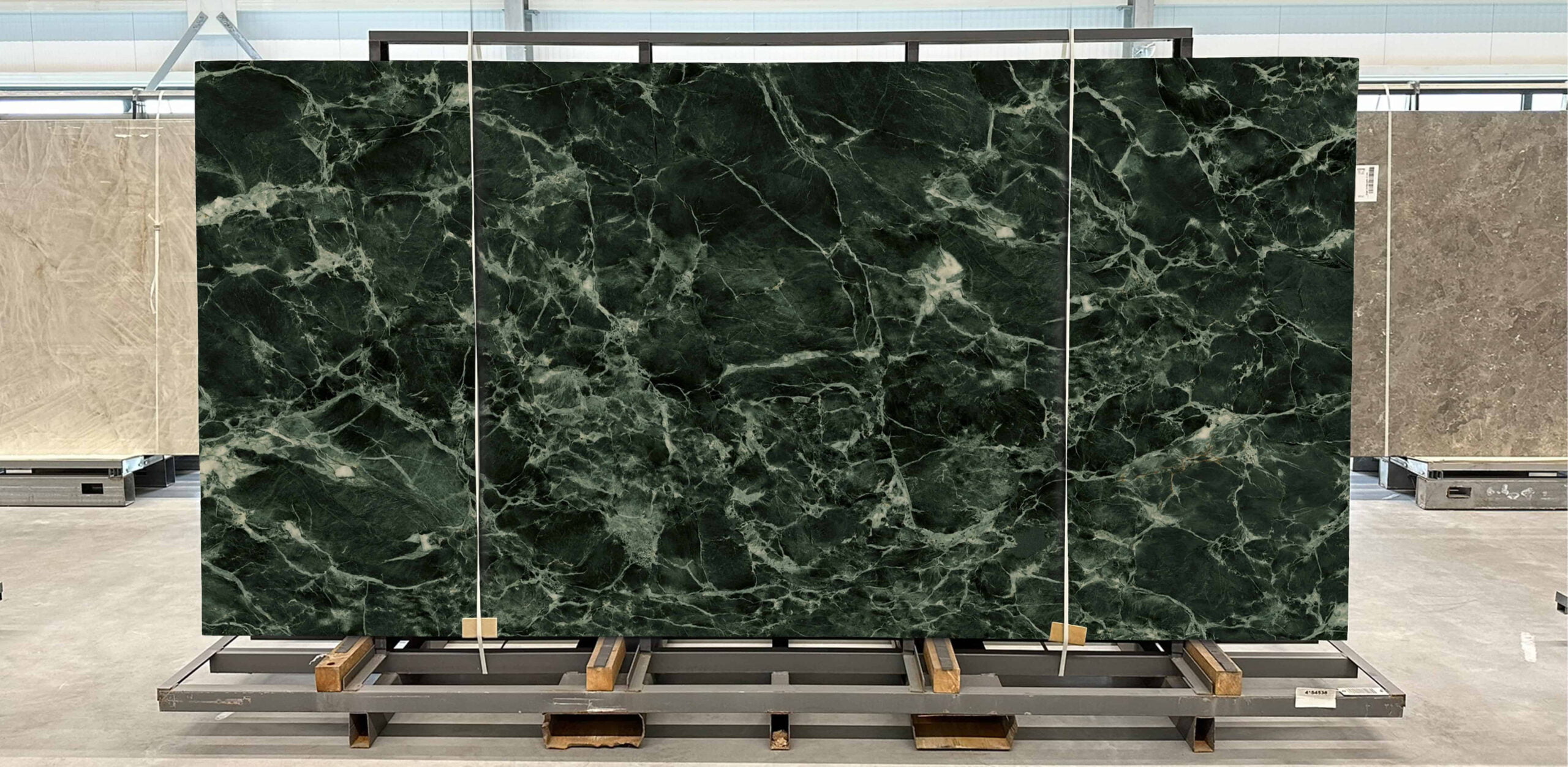 Verde Aver - Jetstone